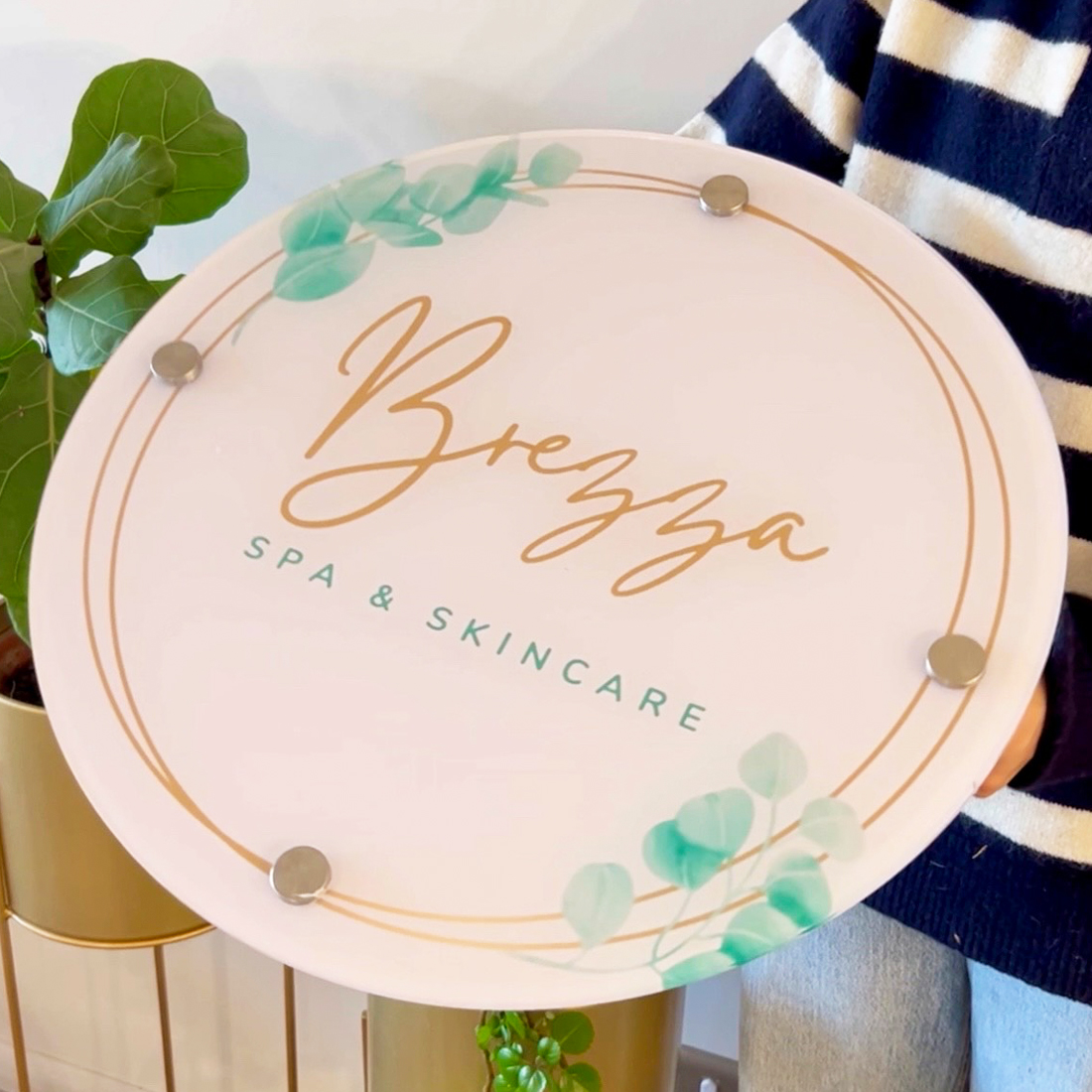 Letrero circular – Letreros Acrílicos